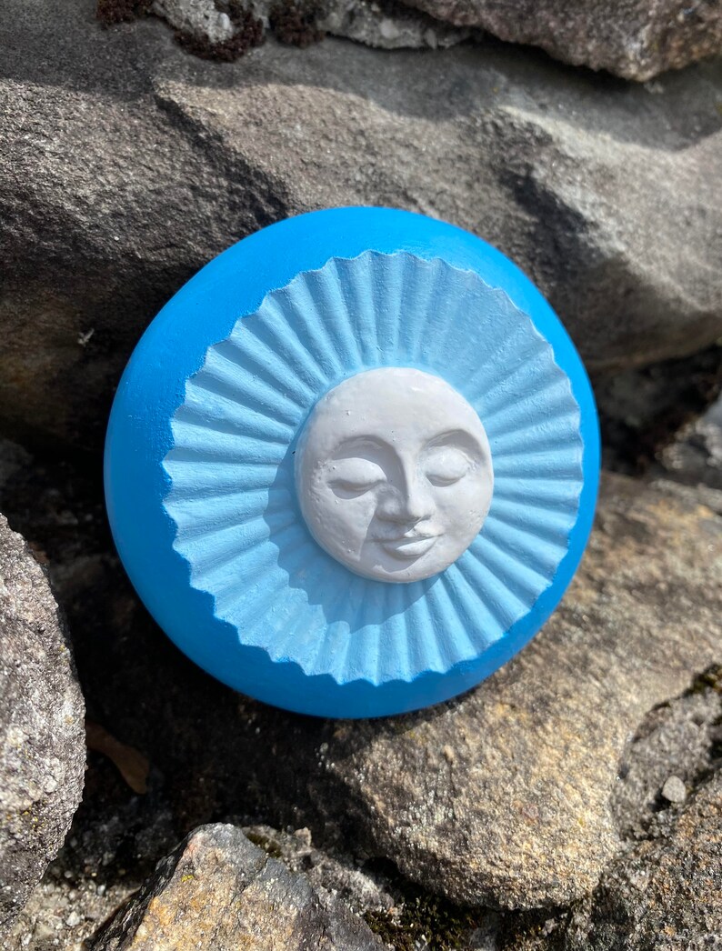 SUN FACE DISC & Reaching Rays of Light in Shades of Blue - Wall Art or ...