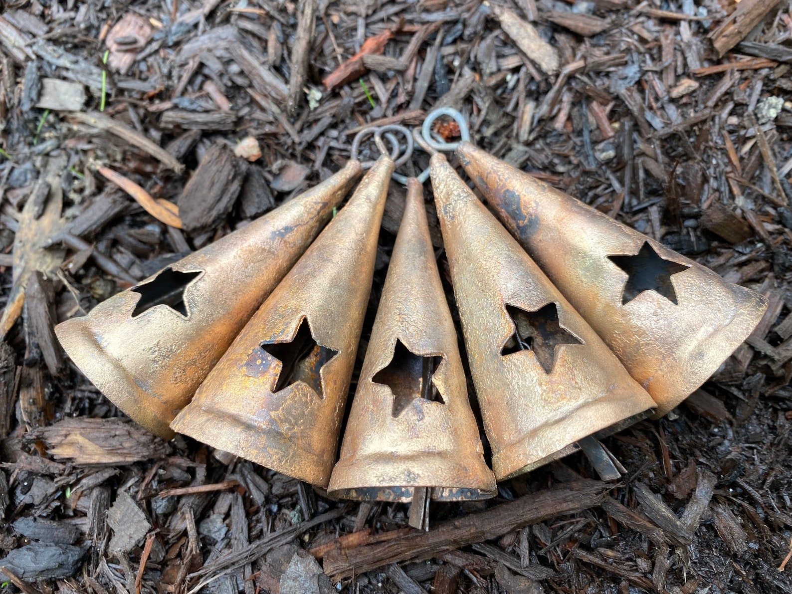 STAR BELLS Group of Rustic Gold Cone-shaped Bells With Star - Etsy