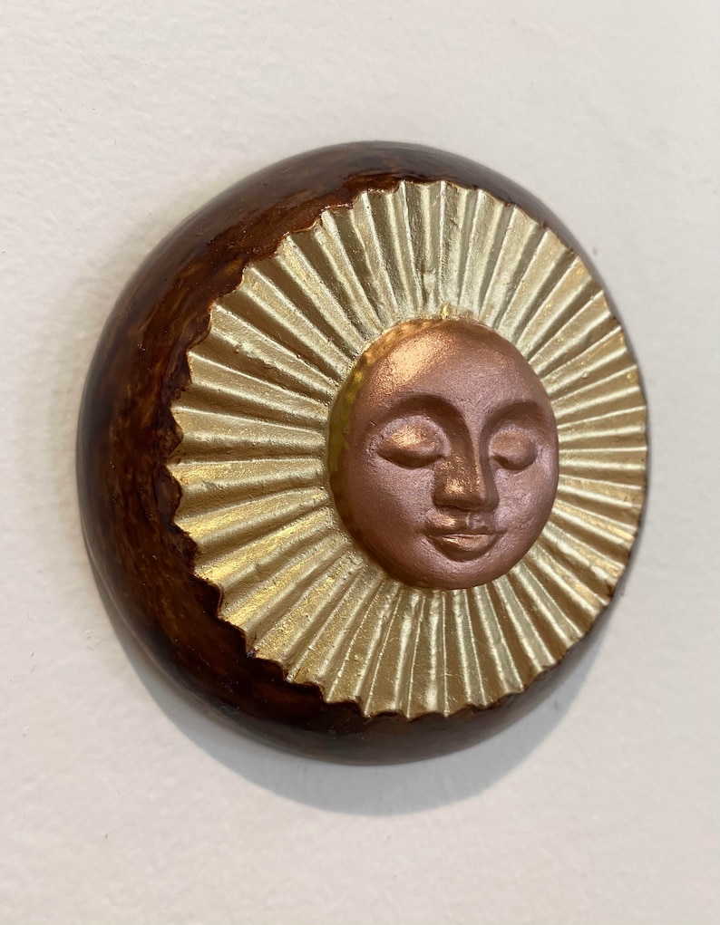 SUN FACE DISC & Reaching Rays of Light in Your Choice of Gold or Copper ...