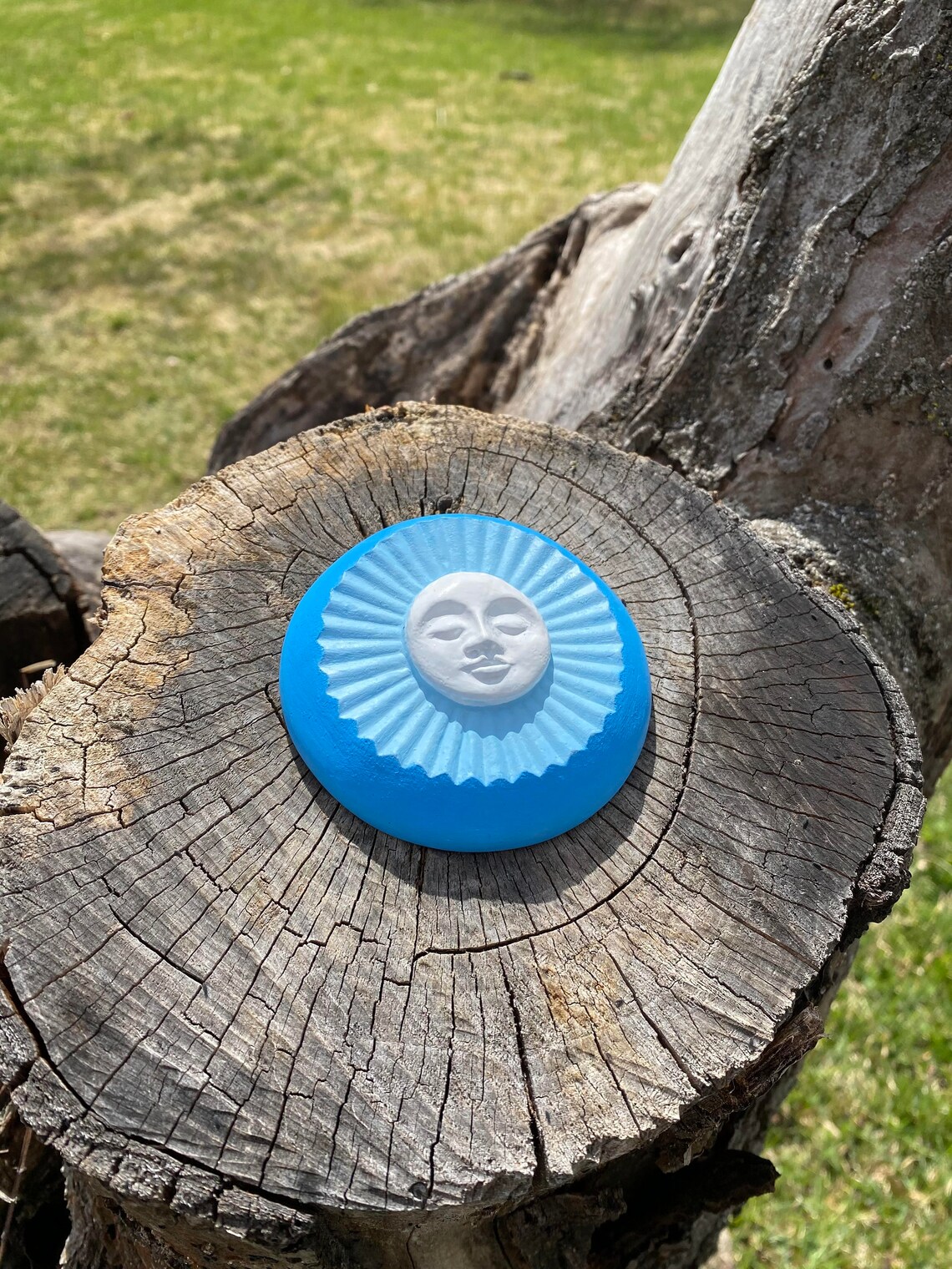 SUN FACE DISC & Reaching Rays of Light in Shades of Blue | Etsy