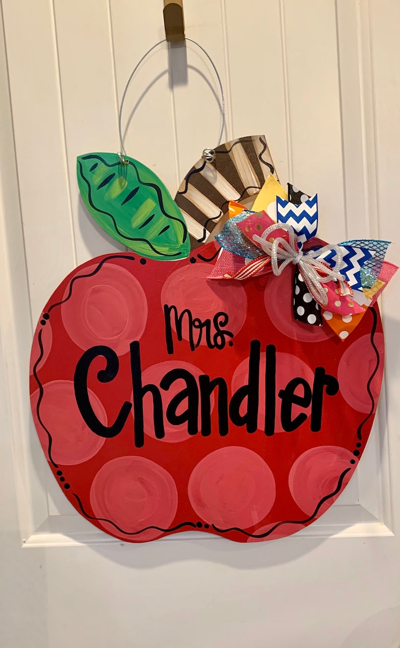 Teacher Door Hanger Apple - Etsy