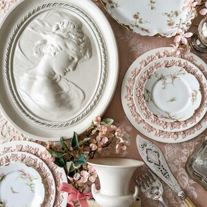 Wedgwood Queensware Pink on Cream Dinner Plates Vintage Plate Set - Etsy