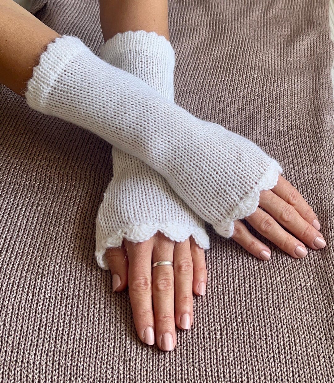 Alpaca Fingerless Mittens Woman Cuffs Knit Romantic Gloves Wool Wrist ...