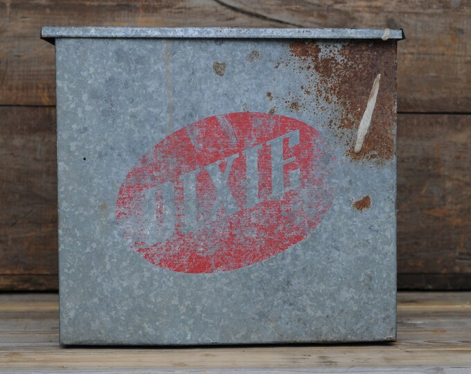 Vintage Metal Dixie Dairy Milk Box Metal Home Delivery Milk Box C.1950s ...