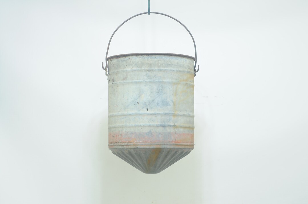 Vintage ./ Antique Zinc Galvanized Bucket Fire Bucket Sand Water Bucket ...