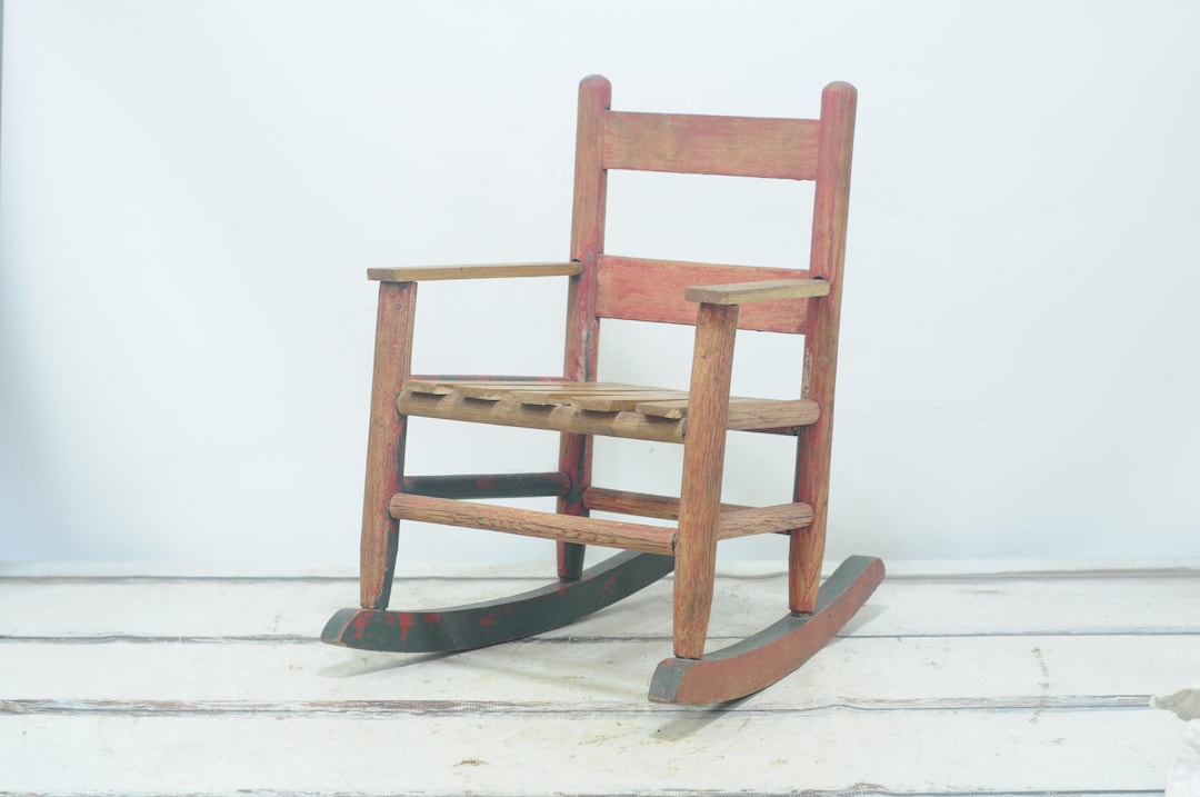 Vintage/antique Wood Rocking Chair Chippy Paint Vintage Rocker Antique ...