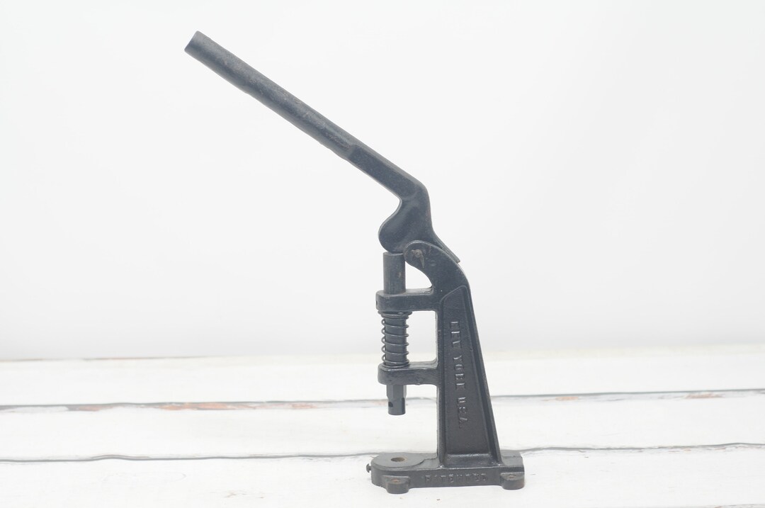 Antique Defiance Button Machine Co. New York No. 1920 Cast Iron Press ...