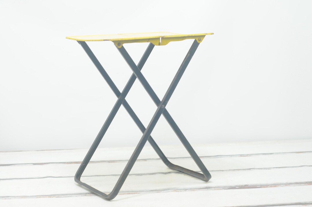 Vintage .MCM Yellow and Black Enameled Metal Folding Tray Table With ...