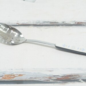 Vintage . NOS Nevco USA Kitchen Cooking Mixing Spoons Vintage White ...