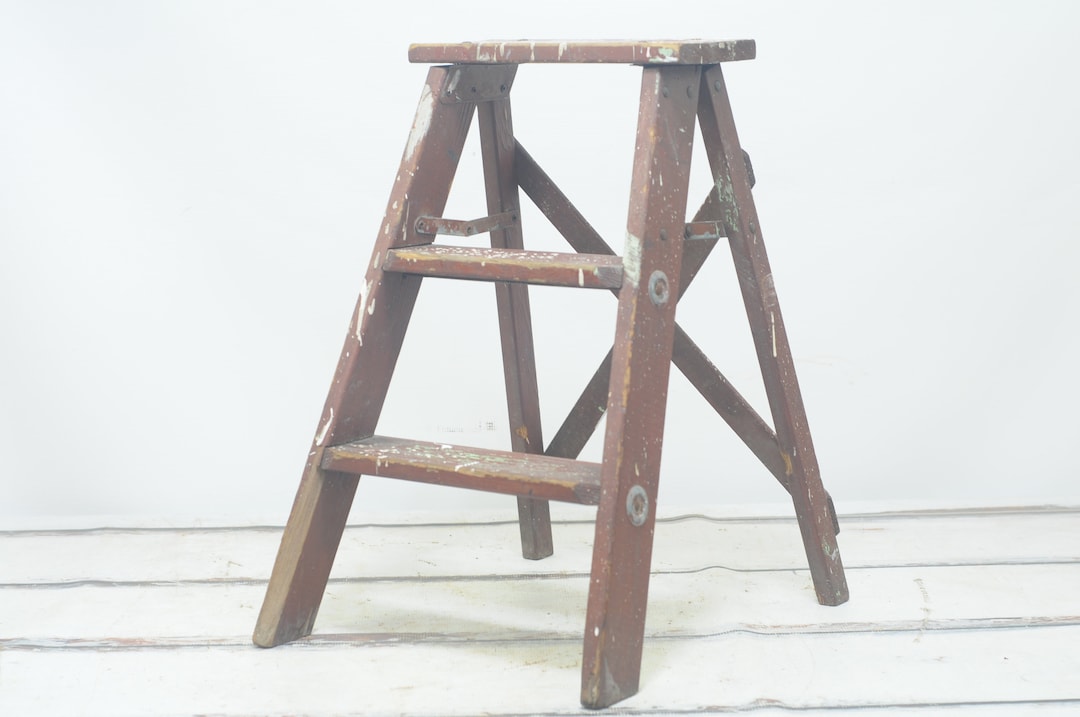 Vintage . Wood Ladder Dark Red Colored Step Ladder Chippy Paint Step ...