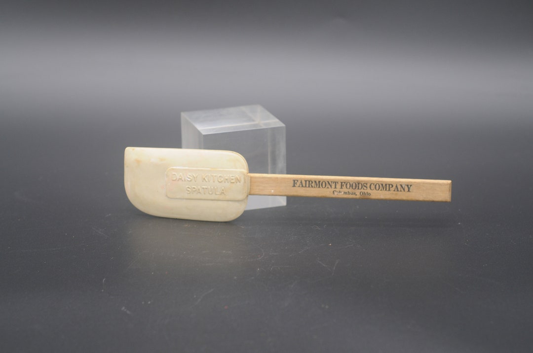 Rare Vintage Daisy Wood and Rubber Kitchen Spatula Fairmont Foods Co ...