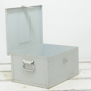 Vintage Heavy Duty Metal Box Tool Box Vintage Gray Metal Storage Box ...