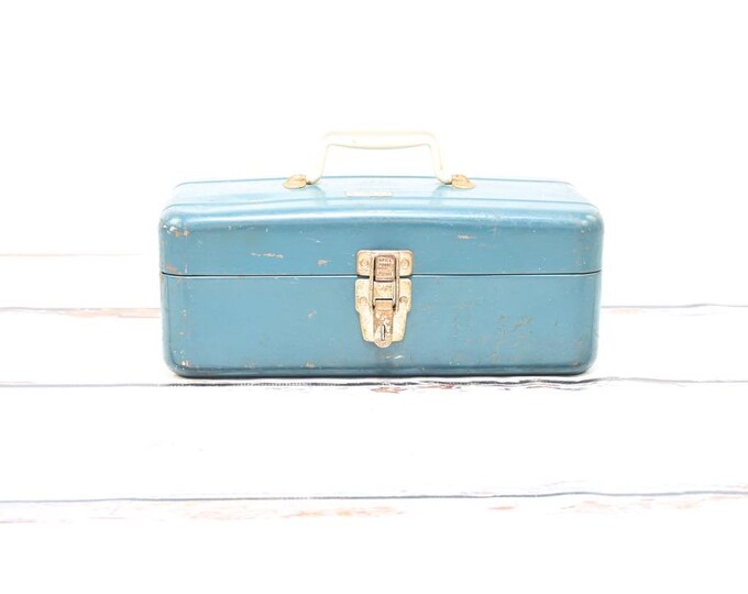 Vintage . Union Tool Box Tool Chest Cantilever Tray Union Tackle Box ...