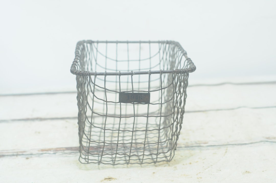 Vintage ./ Antique American Wire Form Co Wire Locker Basket Number 1946 ...