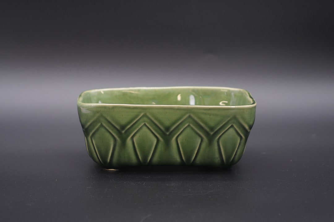 Vintage . Brush Mccoy Pottery Midcentury Vintage Green Geometric Window ...