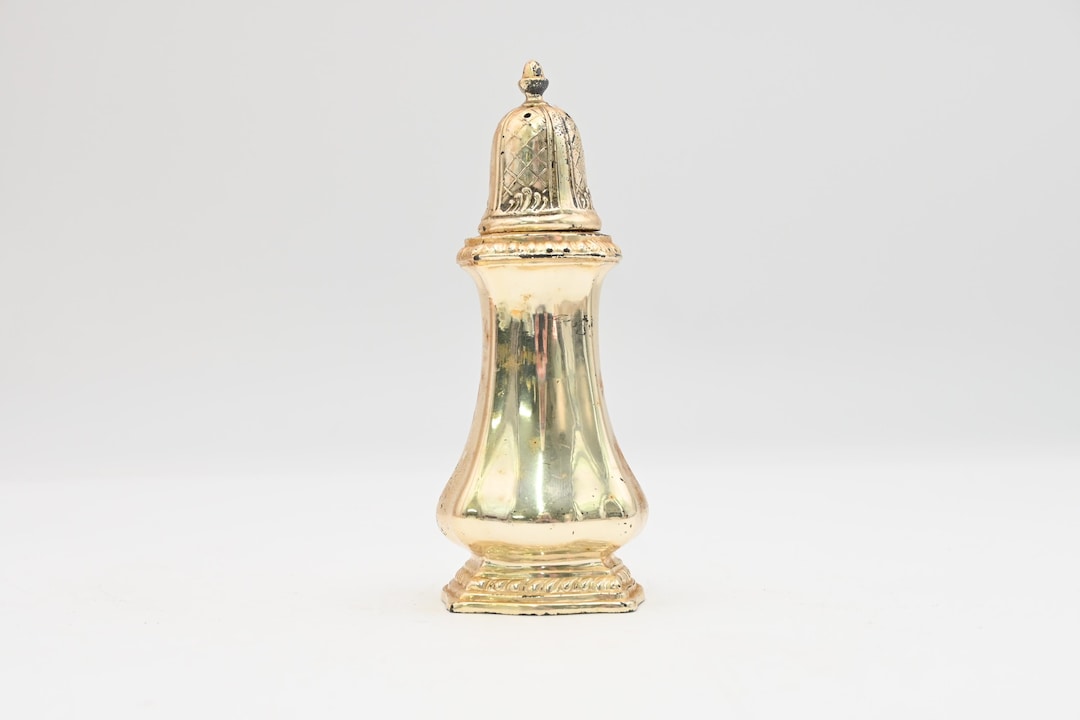 Vintage WB. MFG. Co. Silver Plated Pepper Shakers Weighted Beautiful ...