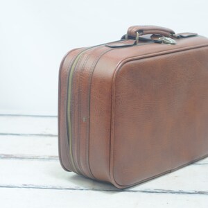 Vintage . Brown Soft Side Retro Mid-century Suitcase Luggage Bag ...