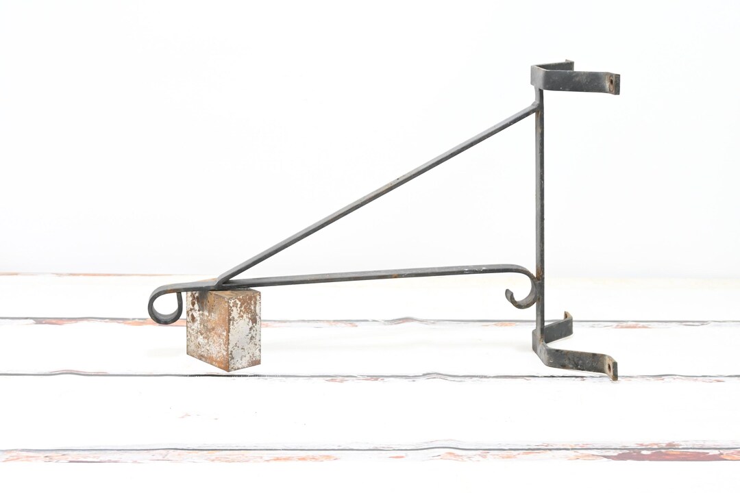 Vintage . 23" Wall Mount Wrought Iron Plant Hanger Metal Sign Bracket ...