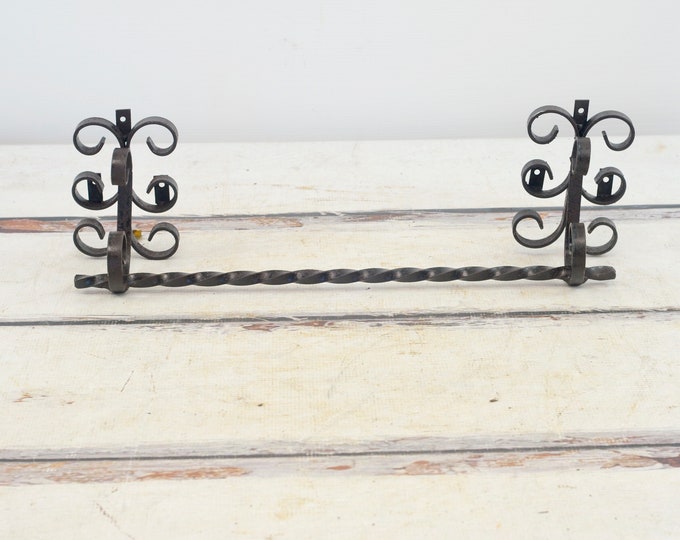Vintage . Metal Wall Rack Wrought Iron Towel Rack Towel Bar Holder - Etsy