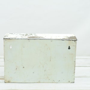 Vintage . Display Case Jiffy Patches Store Display Champ Service ...