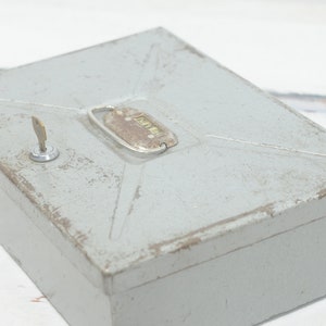 Vintage . Gray Acorn Fire Resistant Vault With Key Metal Strongbox Cash ...
