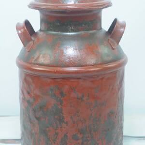 Vintage . Milk Can 8 Gallon Rusty Red Milk Can Cream Can Garden Decor ...