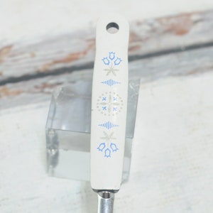 Vintage . NOS Nevco USA Kitchen Cooking Mixing Spoons Vintage White ...