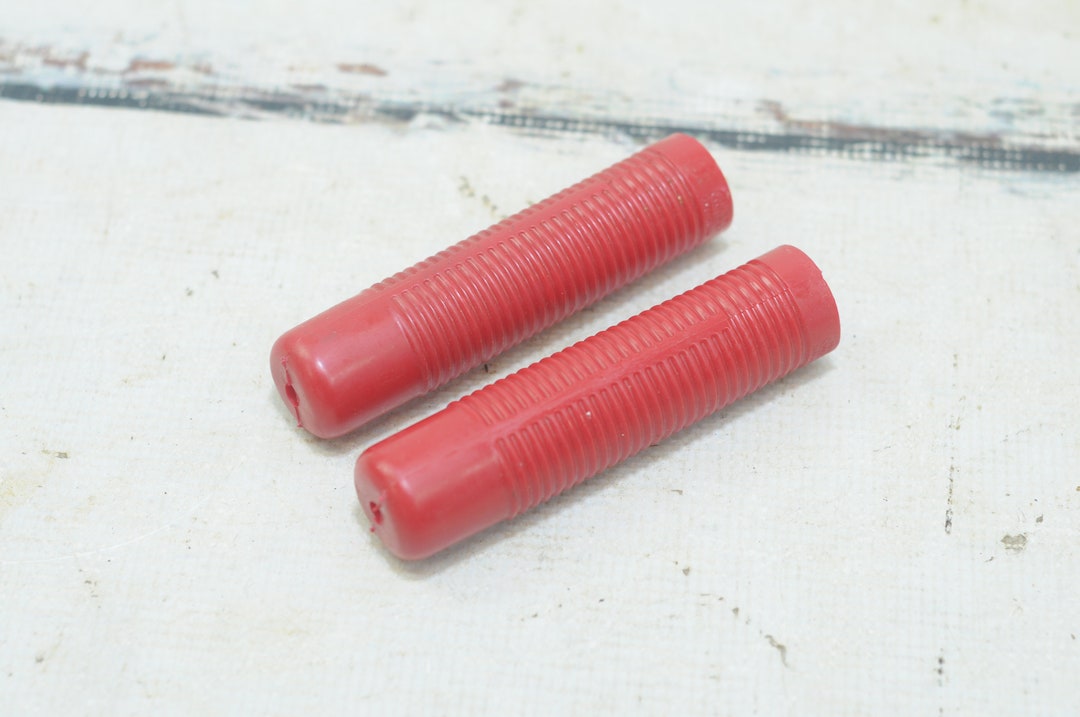 2 Vintage Hunt Wilde Classic Bicycle Hand Grips Ribbed Red Grips 7/8 ...