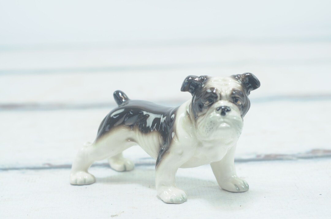Vintage . Porcelain Bulldog Figurine French Bully 6.5"l White and Brown ...