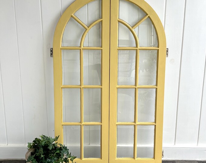 Arched Top 18 Pane Glass Windows - Gold / White 9 Panes Each Side - 49 ...