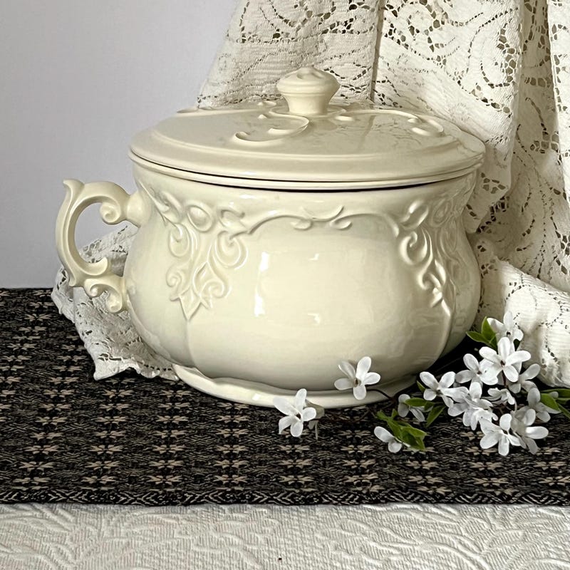 Chamber Pot - Etsy