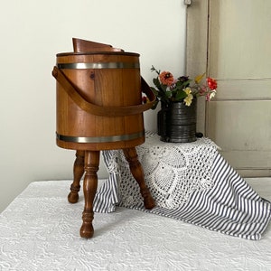 Vintage Wooden Firkin Bucket Shoe Shine Cobblers Box Primitive Shaker ...