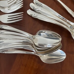 54 Pc Exquisite Pattern Silverplate by International Silver Rogers Bros ...
