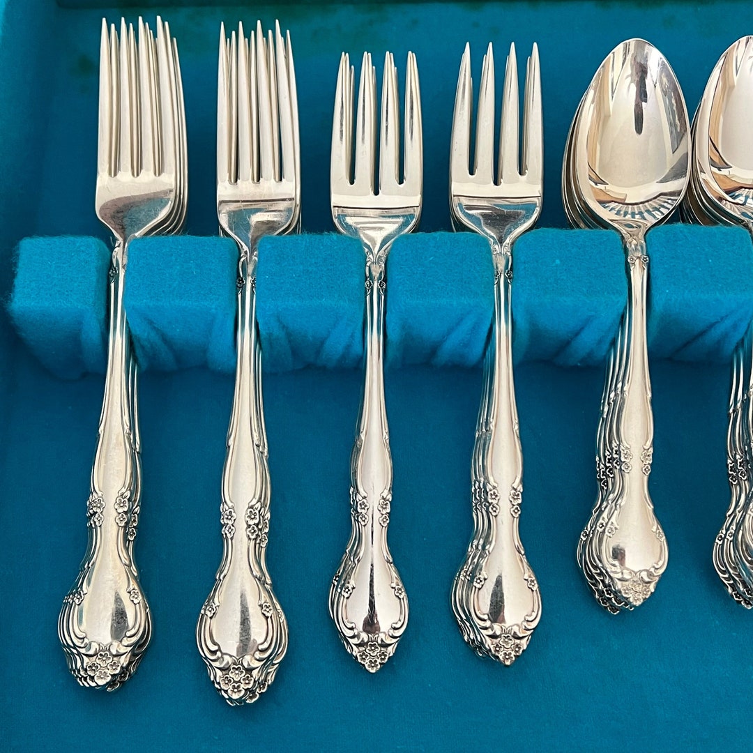 81 Pc Oneida Silver community Affection Pattern Silverplate 1960 ...