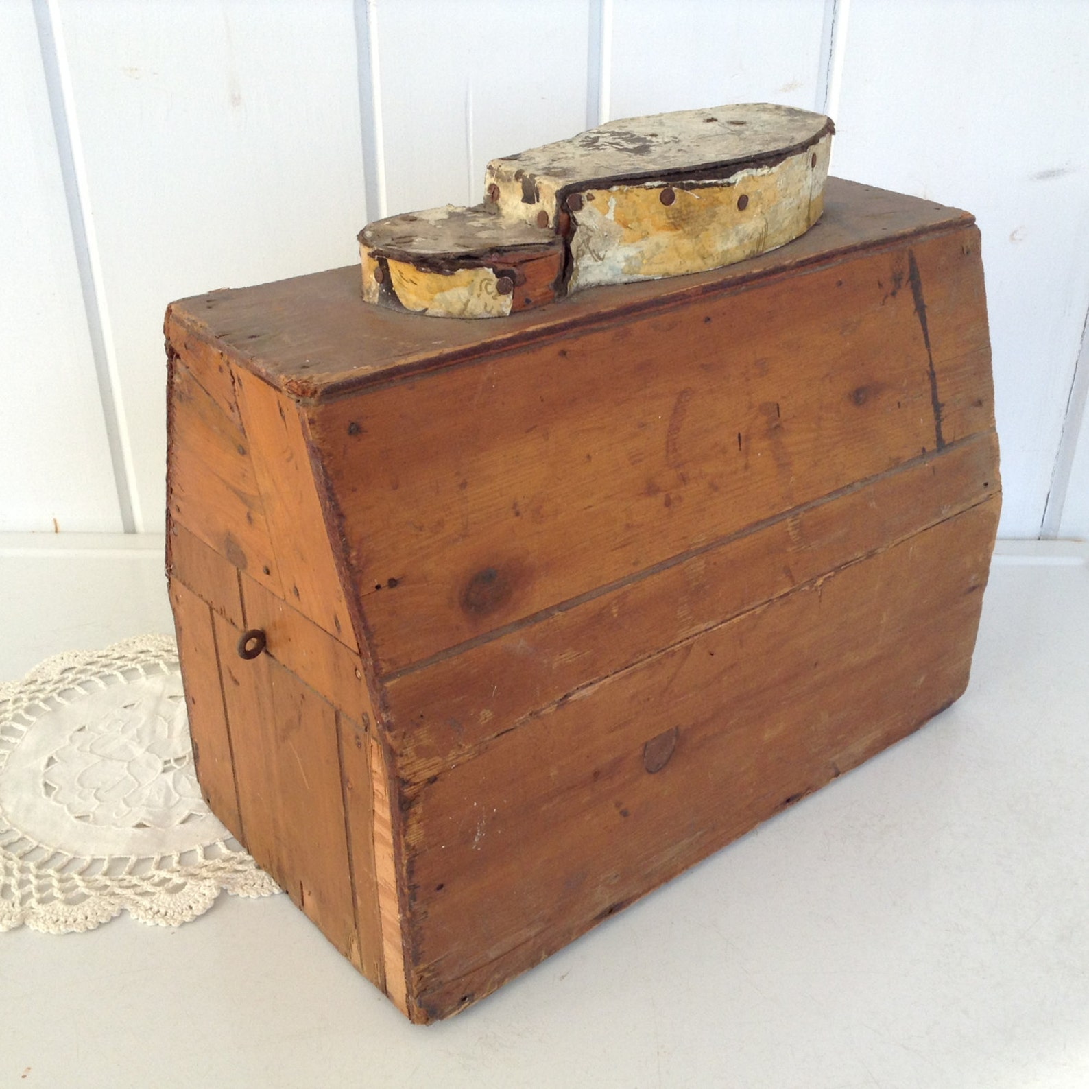 Shoe Shine or Cobblers Box Wooden Open Front Shoe Shiner Box Primitive ...