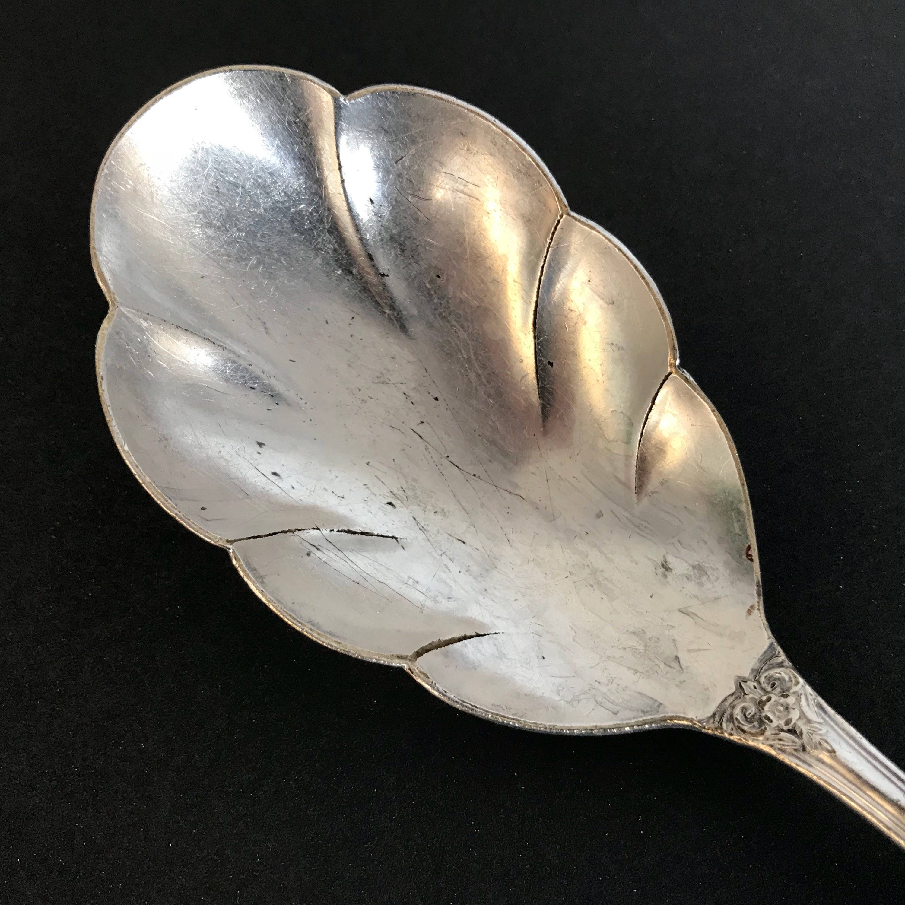 Heritage Shell Spoon 1847 Rogers Bros. IS Heritage Silverplate | Etsy