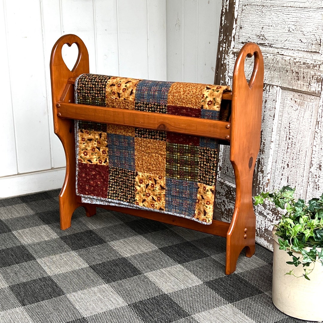 Quilt Rack Standing Floor Rack Solid Sturdy Blanket Hanger for Quilts ...