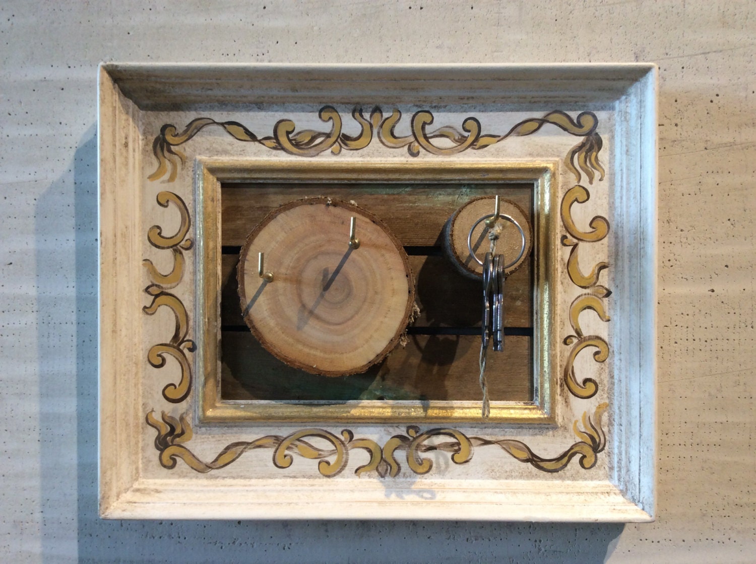 White Key Hanger With Sliced Wood Stumps Wedding Gift - Etsy