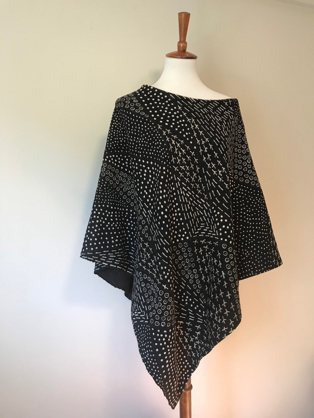 Handmade Mudcloth Poncho: Malian Cotton, Hand-painted Design (M-XL) - Etsy