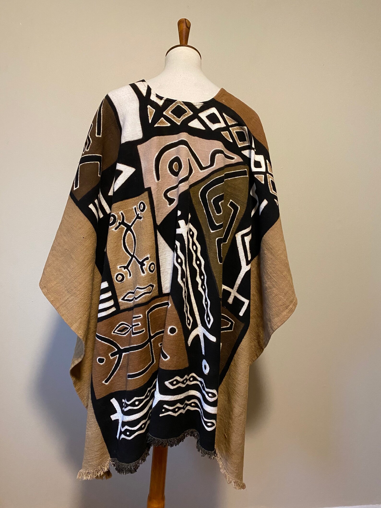 Modern Mudcloth Ruana Bogolan Wrap Mudcloth Shawl Unique - Etsy