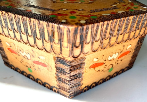 Vintage Pyrography Box Traditional East European Hexa… - Gem