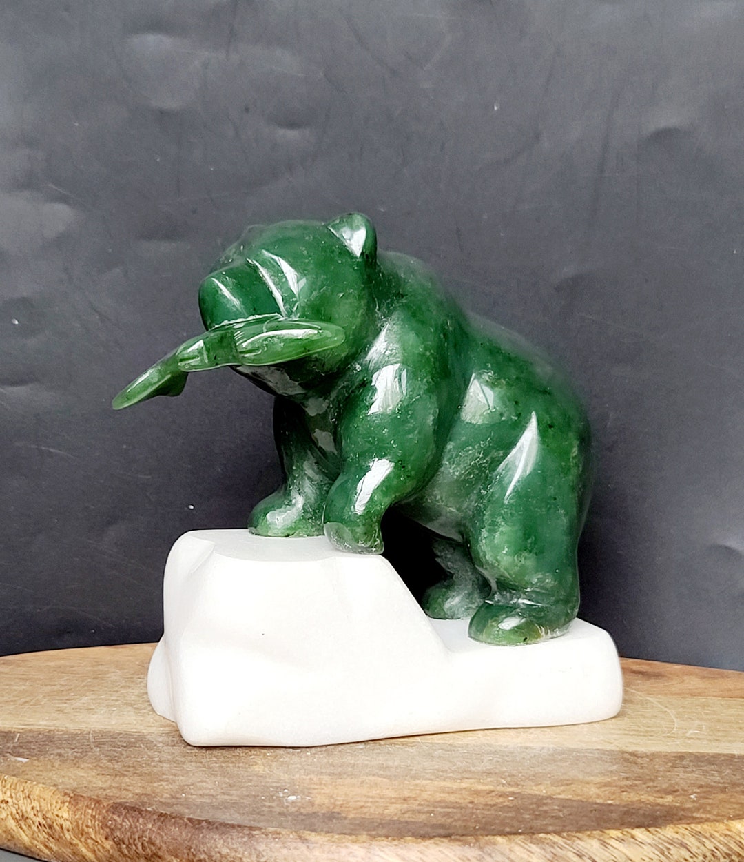 Green Jade Grizzly Bear With Salmon Fish on Base, Carved Jade Bear With ...