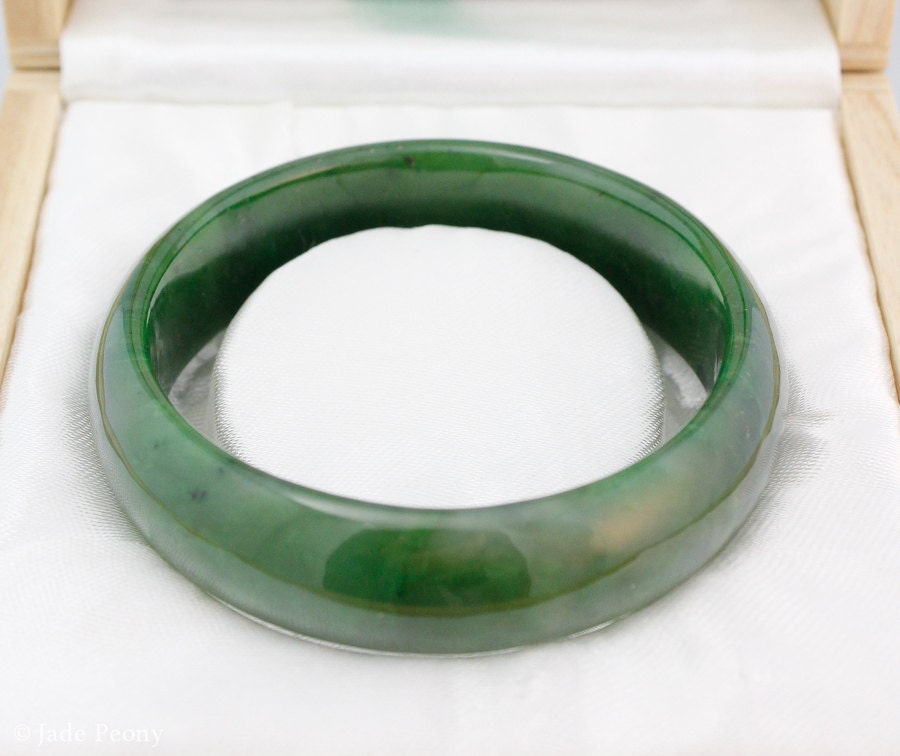Solid Green Nephrite Jade Bangle - Canadian Jade - Etsy