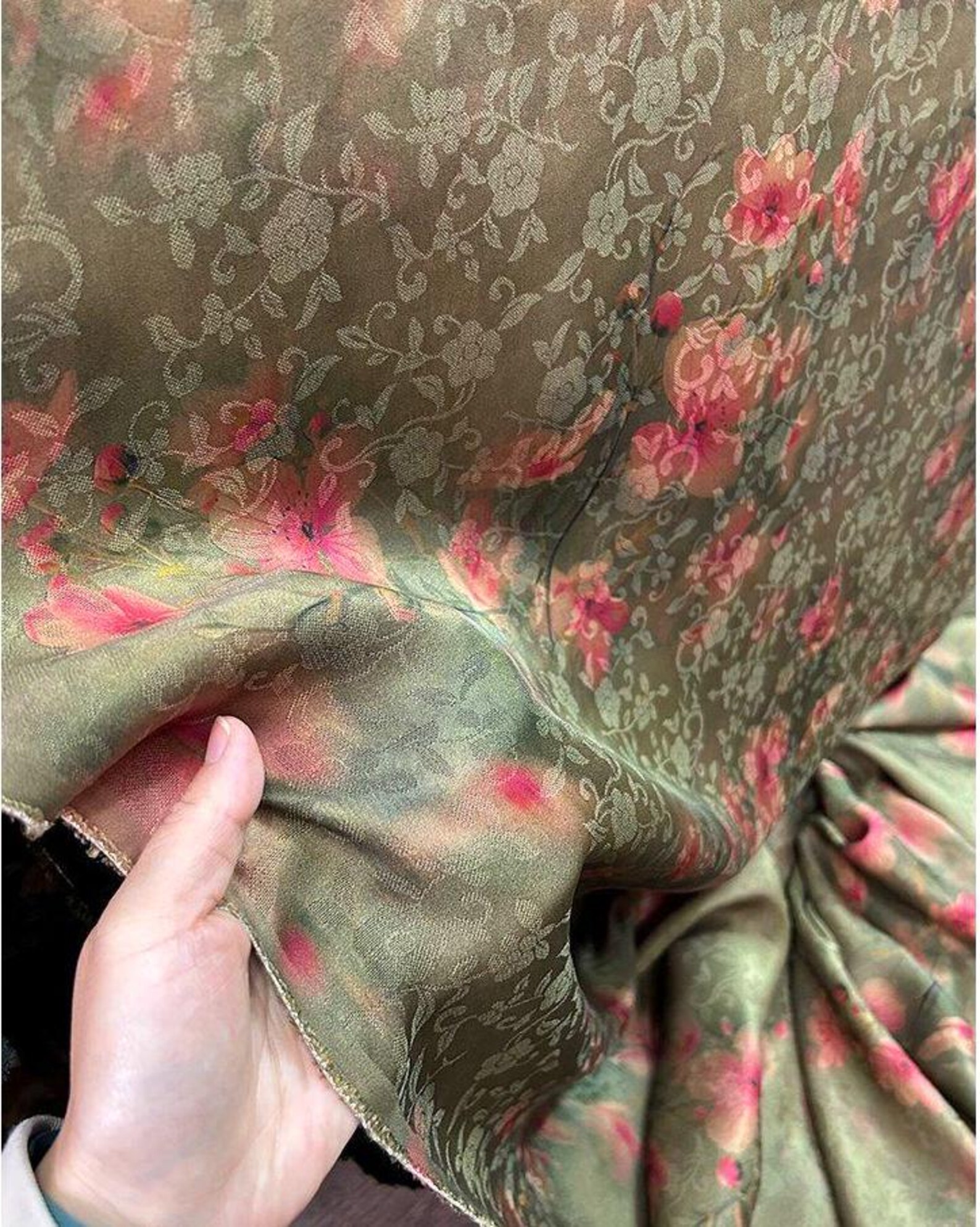 TAOFA - Handmade 25 Momme HUALUO Jacquard Mud Silk Fabric (openwork ...