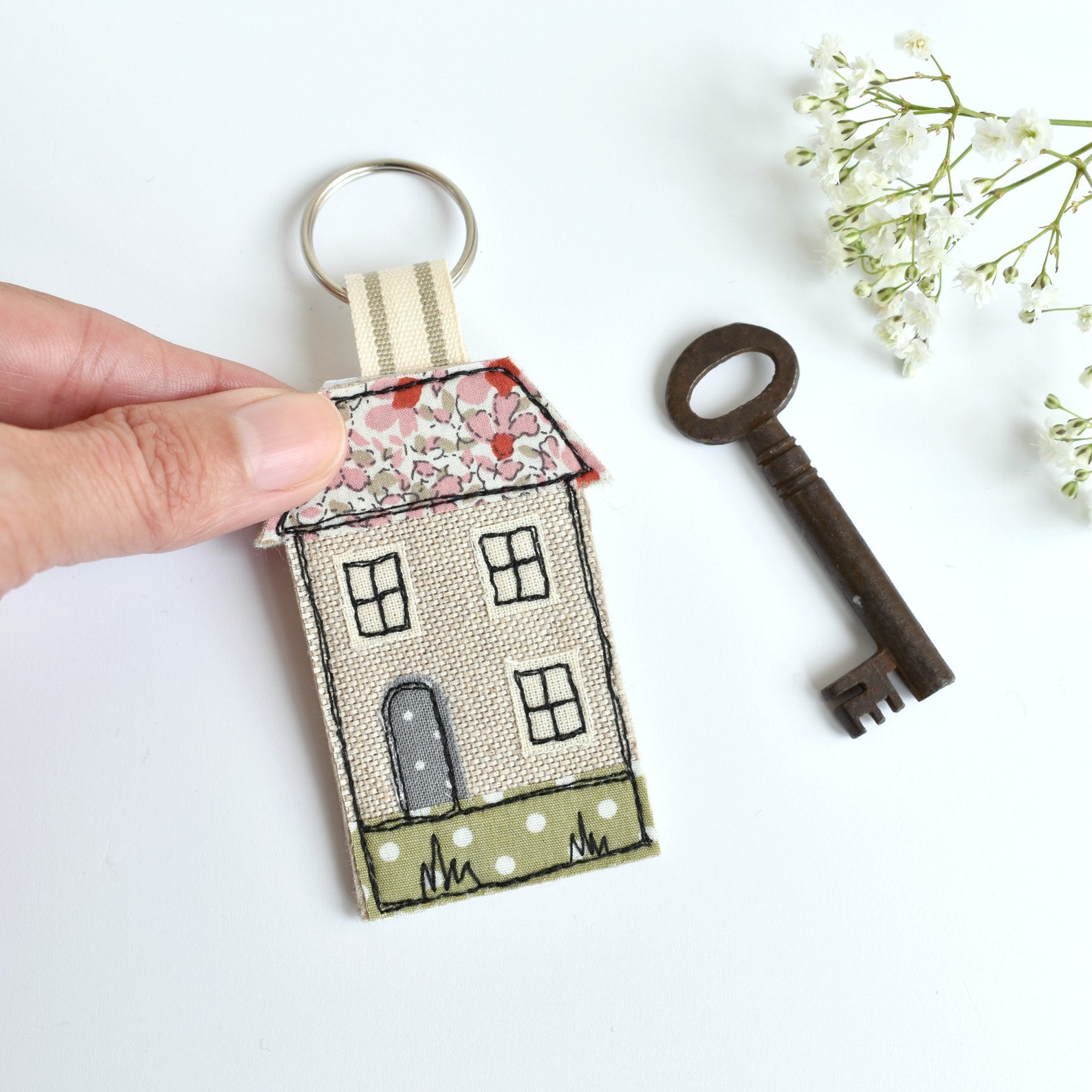 Embroidered House Key Ring House Keychain House Warming - Etsy