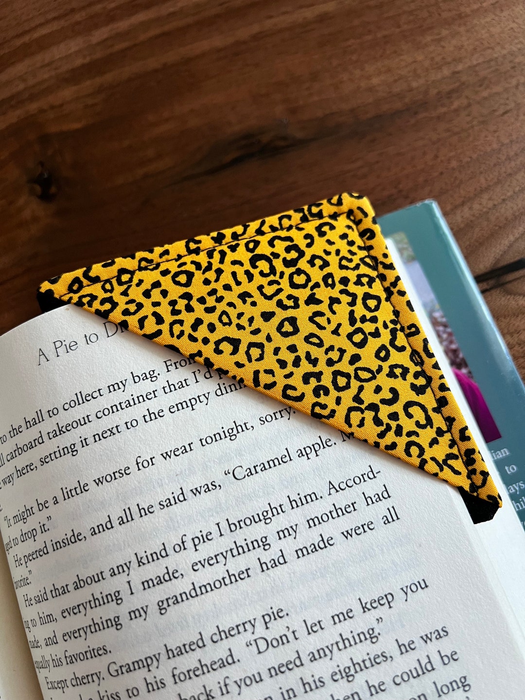 Cheetah Print Corner Bookmark - Etsy