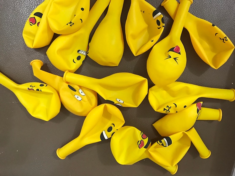Face Balloons - Round Latex Balloons Yellow Face Emoji Assortment ...