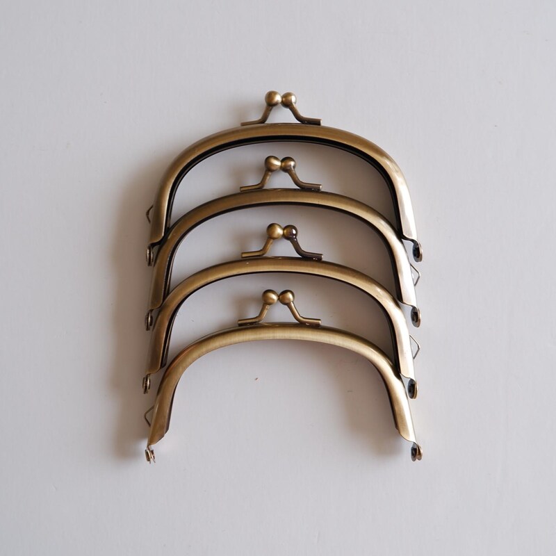 Kiss Lock Frame - Etsy