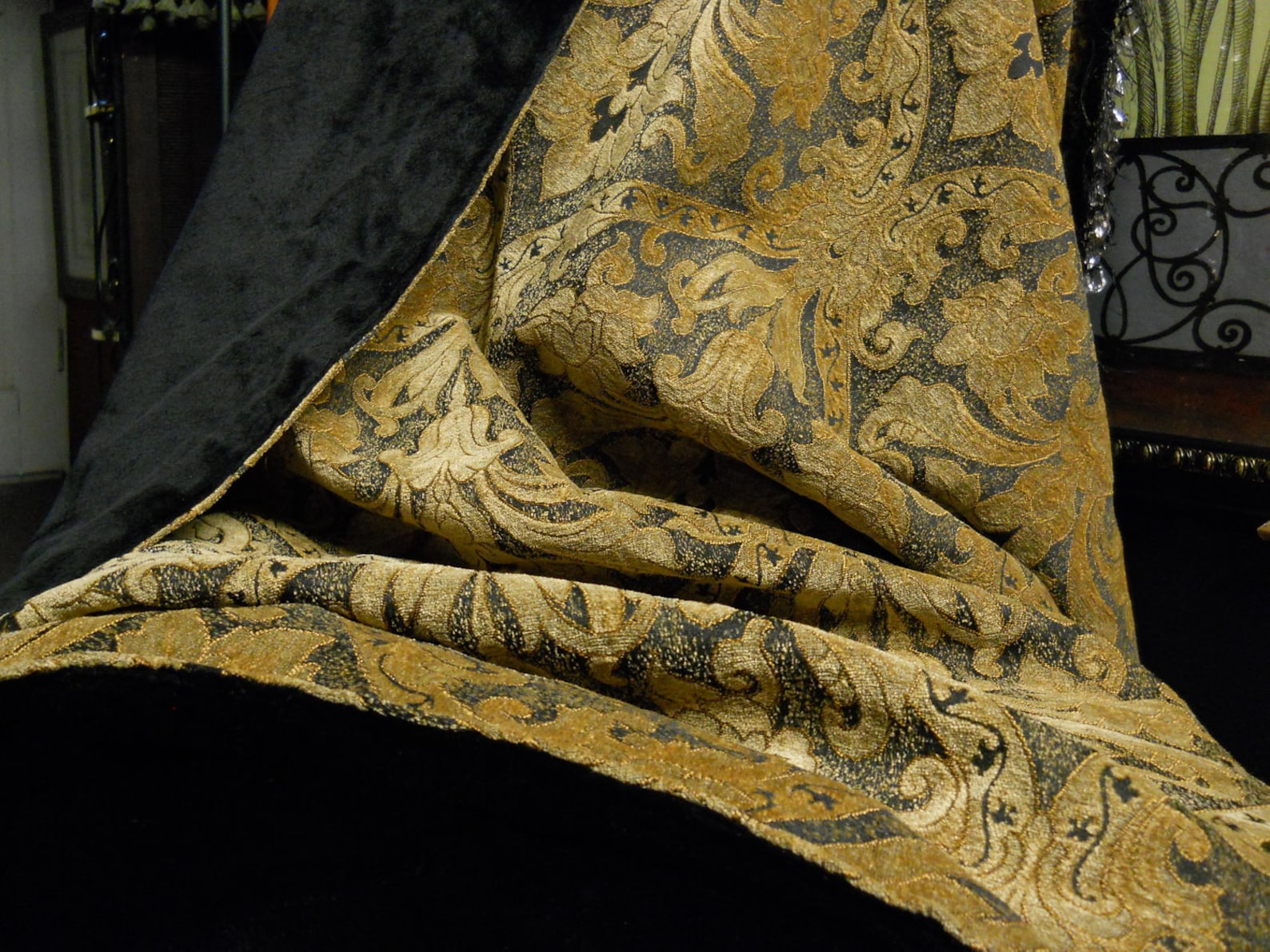 Decorative Throw/coverlet, Beaded Throw, Deluxe Plush Throw, Black ...