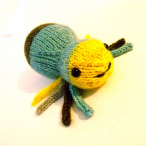 Stripy Sock Yarn Spider | Hand Knit Toy | Knitting Pattern - Etsy
